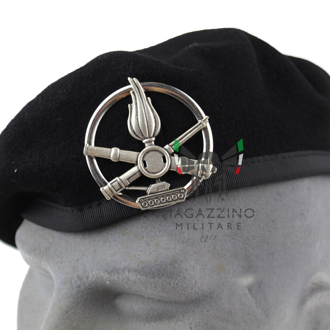Black Basque beret with metal badge F16 of the Italian Army Tank Crew